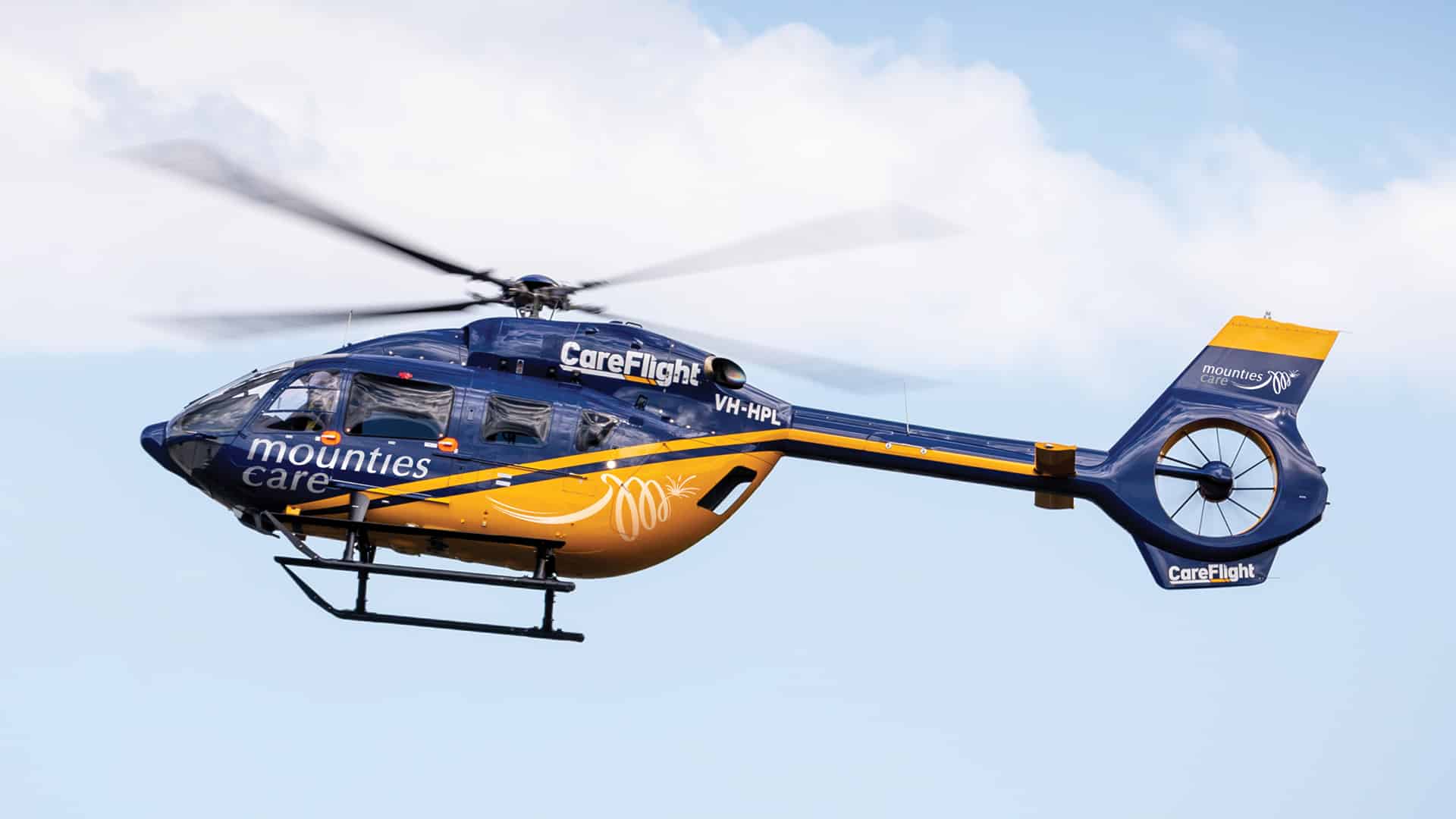 CareFlight helicopter responds to 3 car MVA, Narooma - CareFlight